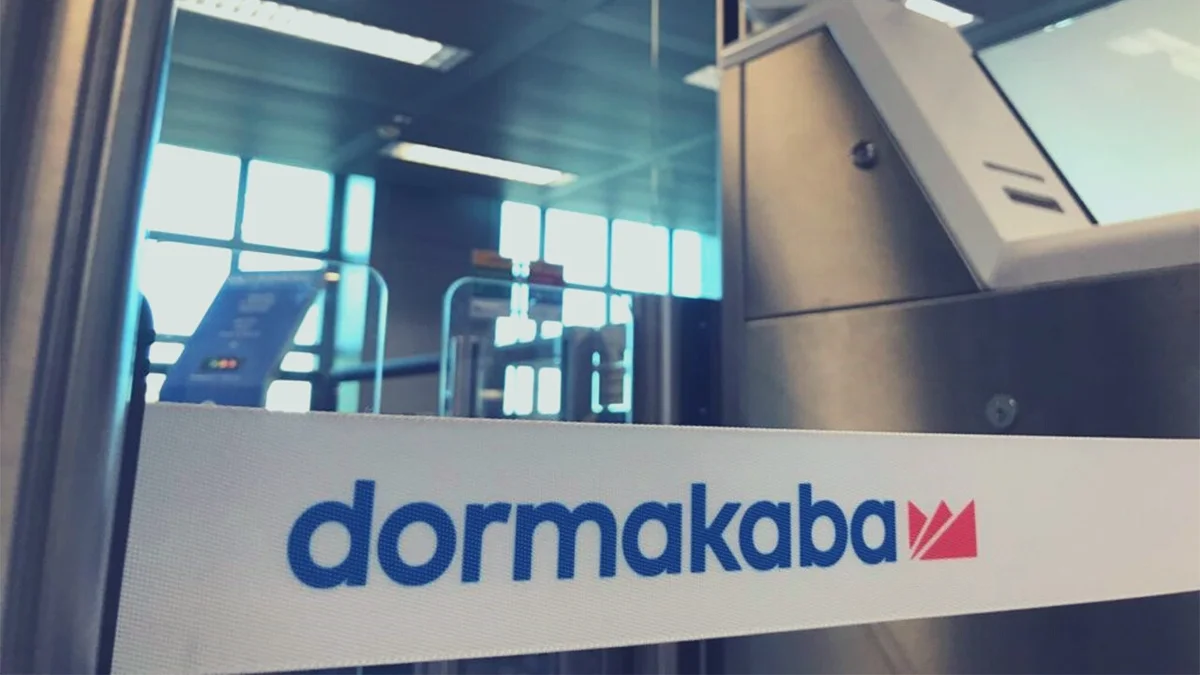 dormakaba and everis collaborate in a new self-boarding system that is ...